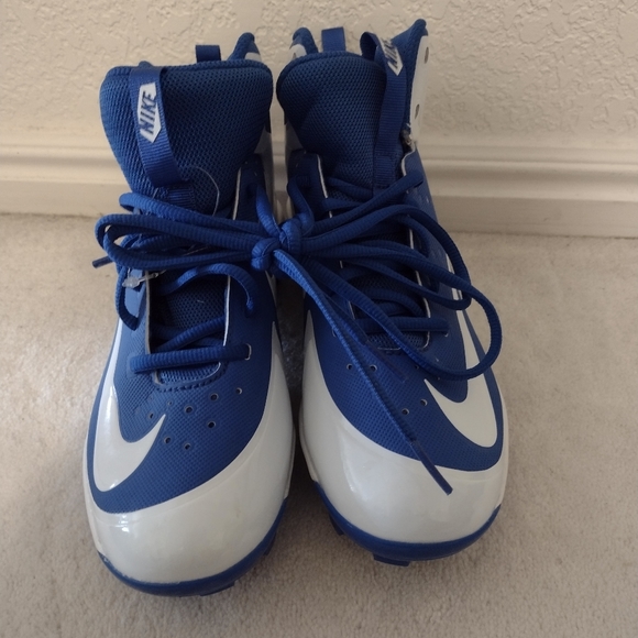 Nike | Shoes | Nike Hurricane Cleats Sz 5 | Poshmark